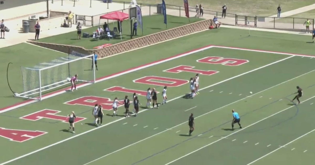 Hayes' goal secures state title for Flower Mound Marcus - CBS Texas