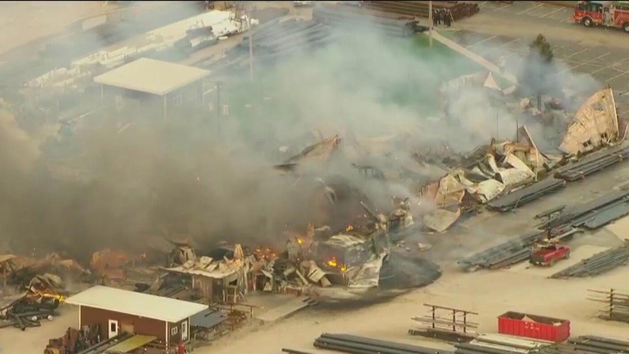 Firefighter burned battling 3-alarm industrial fire in Joliet, Illinois ...