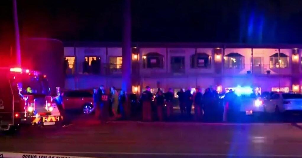 FSU event canceled after campus shooting leaves two dead - CBS Miami