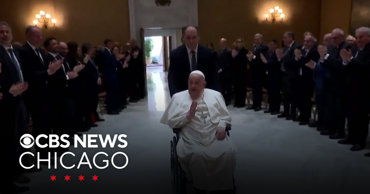 Pope thanks medical team for saving his life - CBS Chicago
