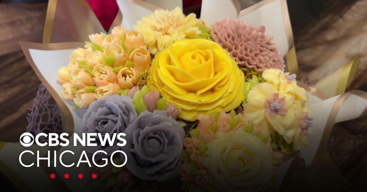Chicago area baker grows stunning cupcake bouquets in her kitchen - CBS ...