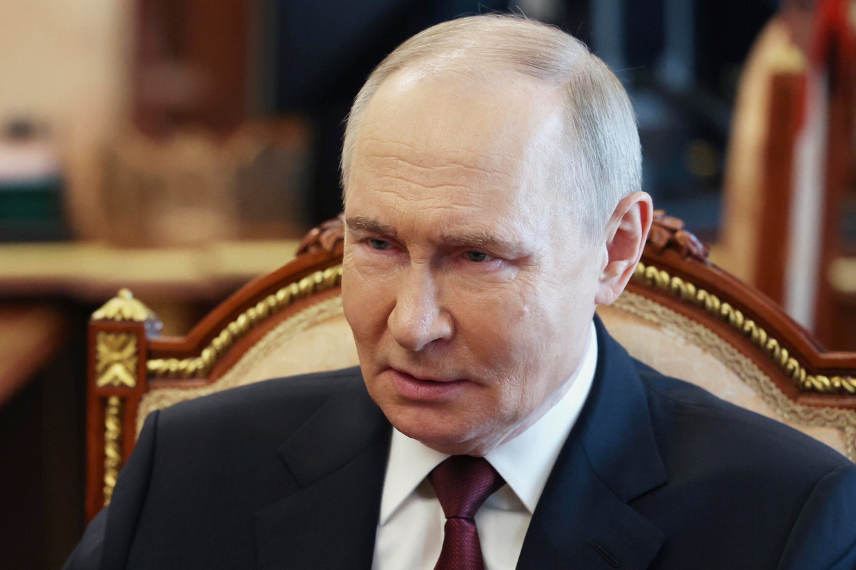 Russia's Putin declares temporary Easter ceasefire in Ukraine - CBS News