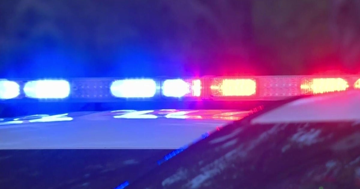 Latest on deadly standoff on 71st Street in Sacramento - CBS Sacramento