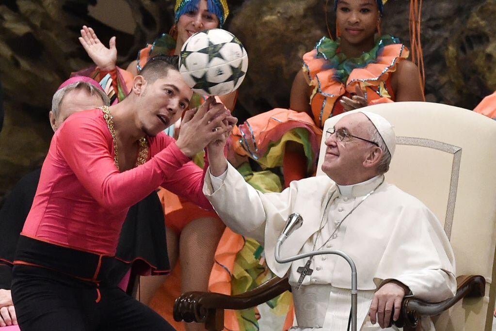 10 of Pope Francis' most heartwarming and memorable moments - CBS News
