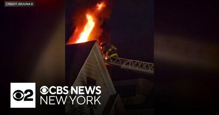 3 killed, several injured in house fire in Jamaica Estates - CBS New York