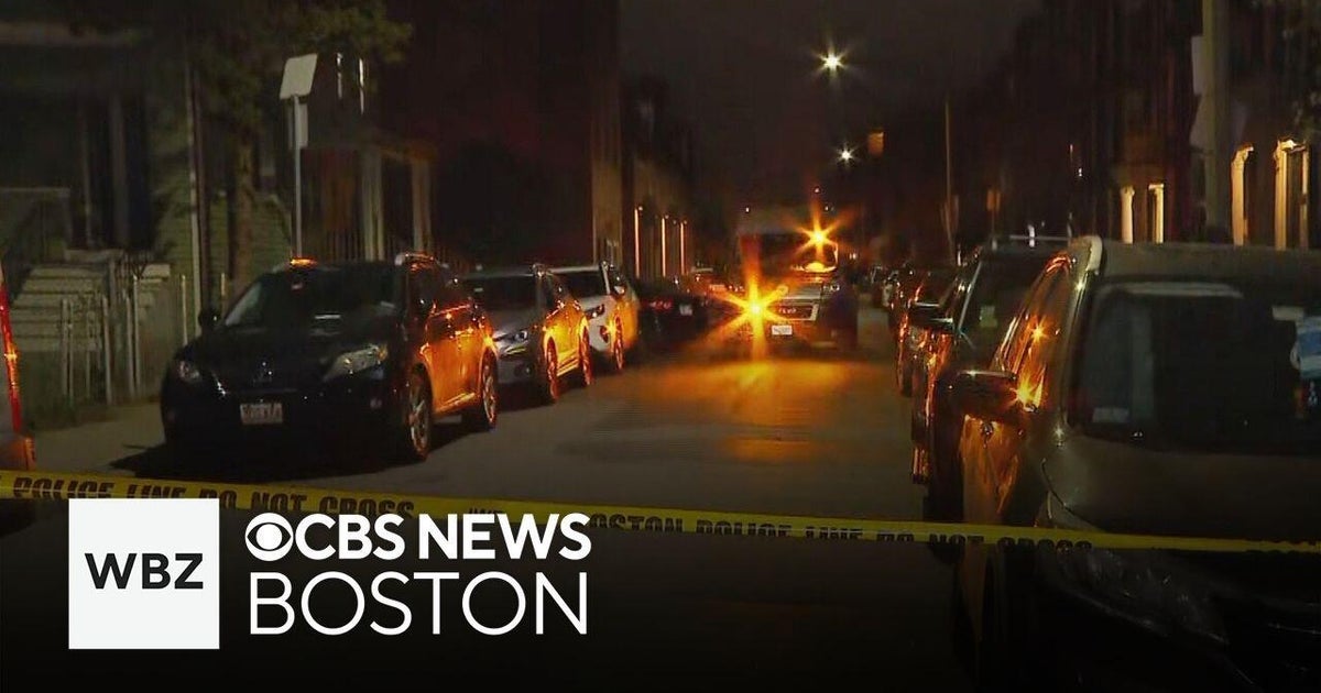 Accused killer captured after jumping out window of Boston apartment ...