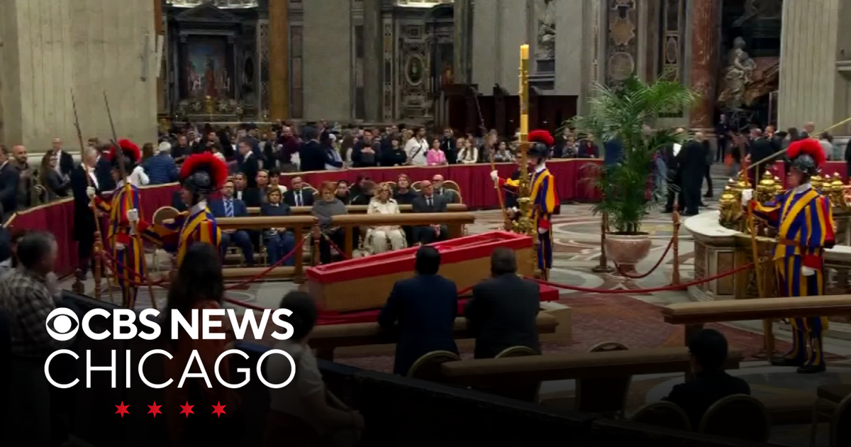 Pope Francis lying in state in Vatican's St. Peter's Basilica for 3 ...