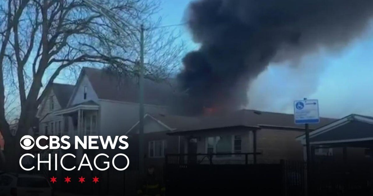 Fire sweeps through house in Chicago's Back of the Yards neighborhood ...