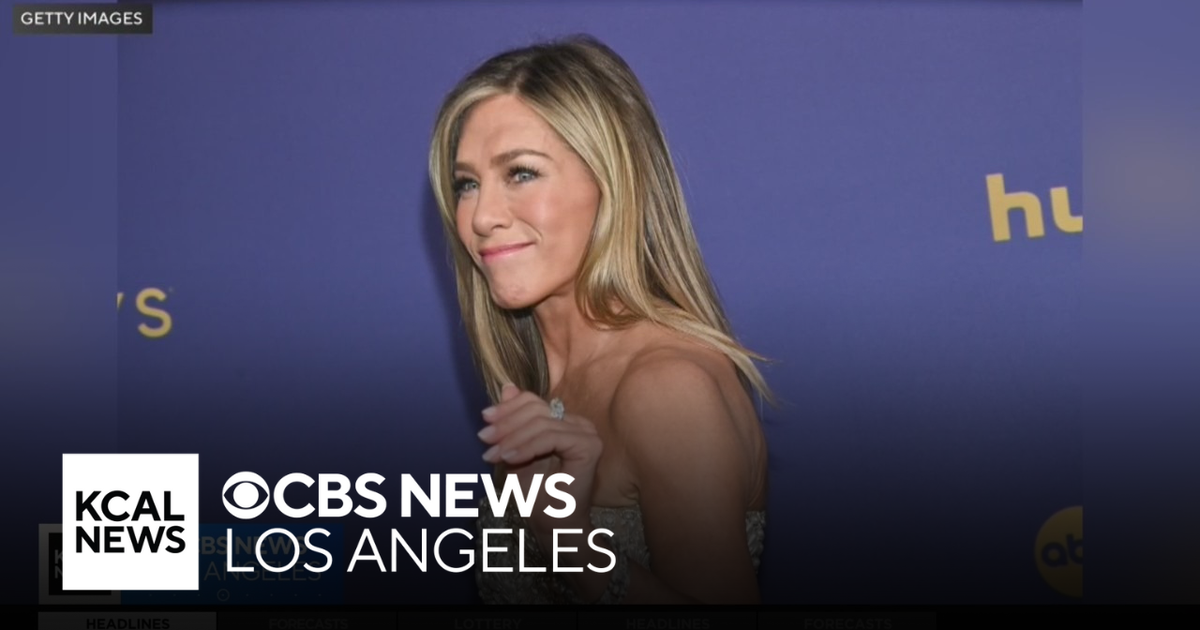 Man who rammed through gate of Jennifer Aniston's Bel-Air home identified - CBS Los Angeles