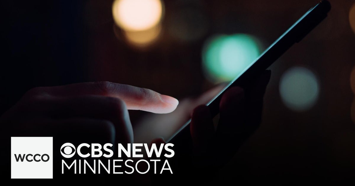 Middle school teacher, ex-cop charged in nude photo scandal - CBS Minnesota