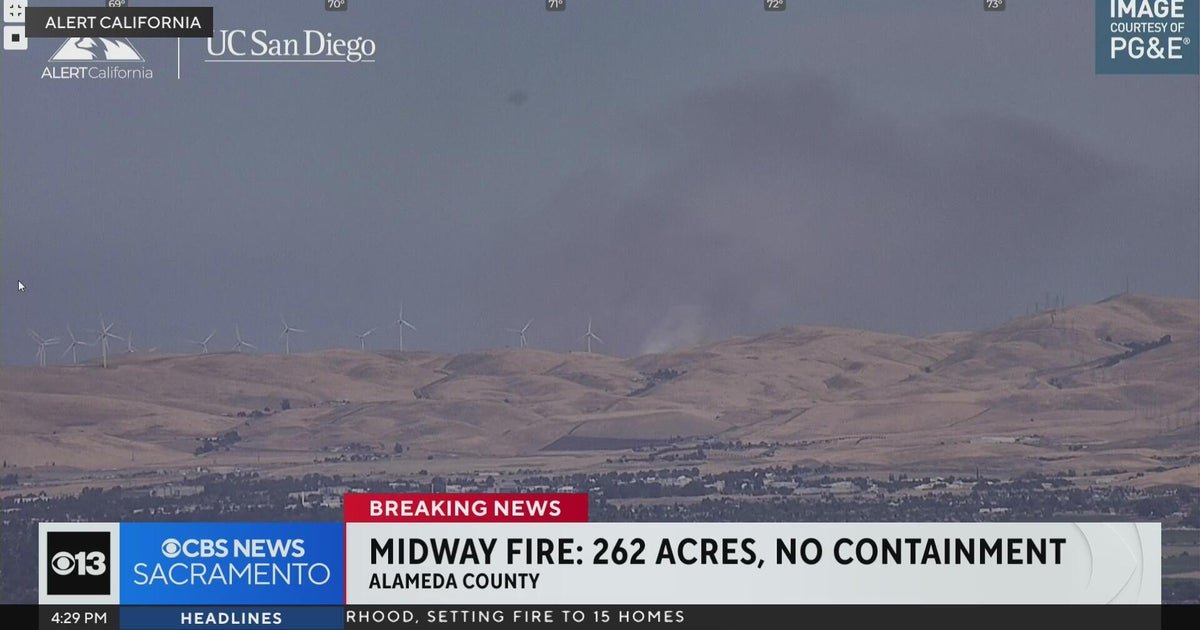 Midway Fire burns hundreds of acres between Tracy, Livermore - CBS ...