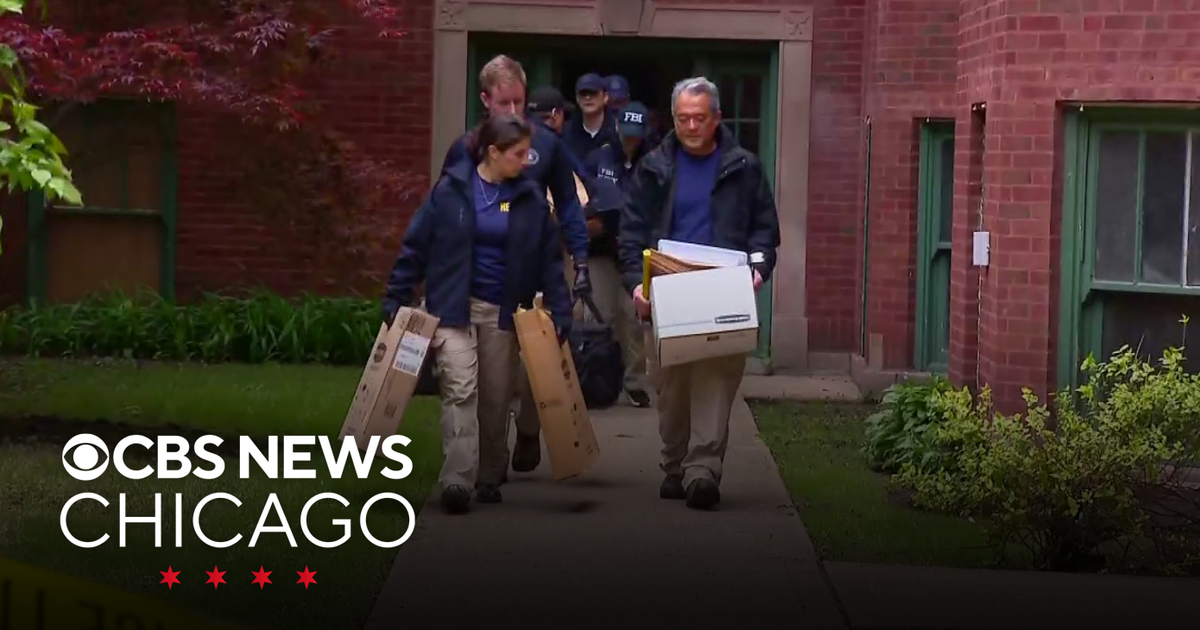FBI hauls evidence from Albany Park apartment of Washington DC shooting ...