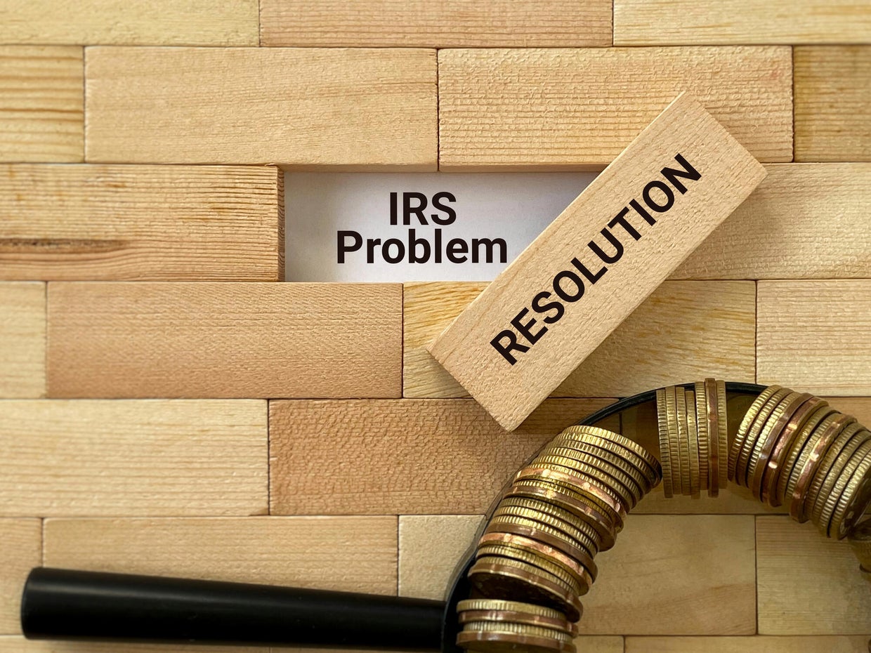 Tax relief: Should you hire a pro or do it yourself? - CBS News