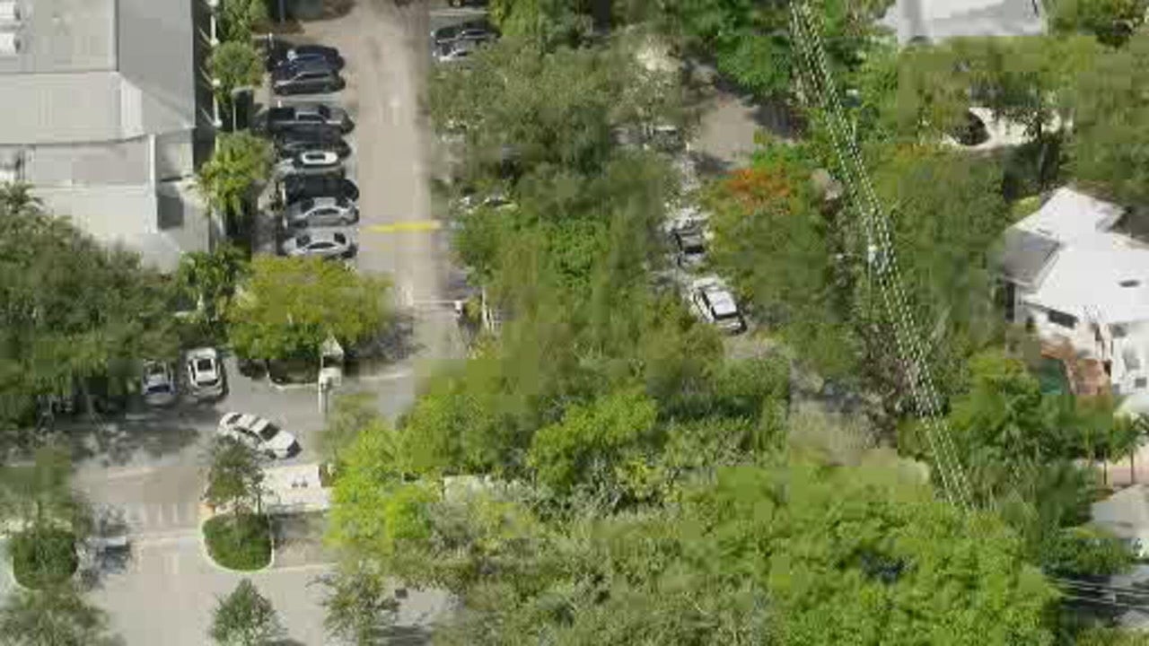 School Lockdown News - CBS Miami