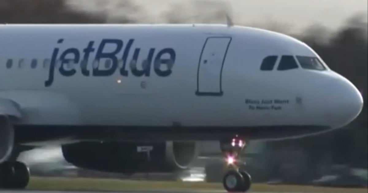 JetBlue, United announce points partnership - CBS News