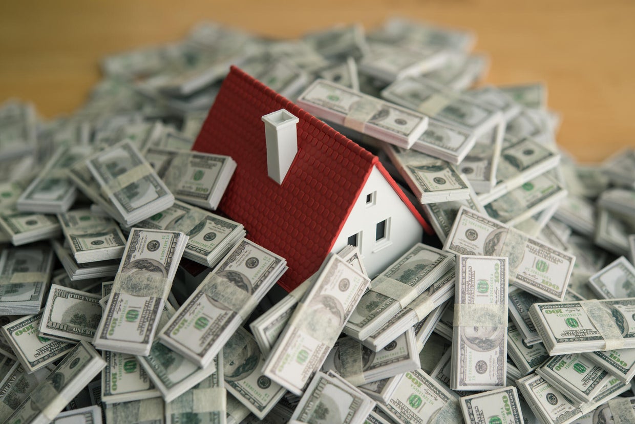 Home equity borrowing advice that owners should know now, according to ...