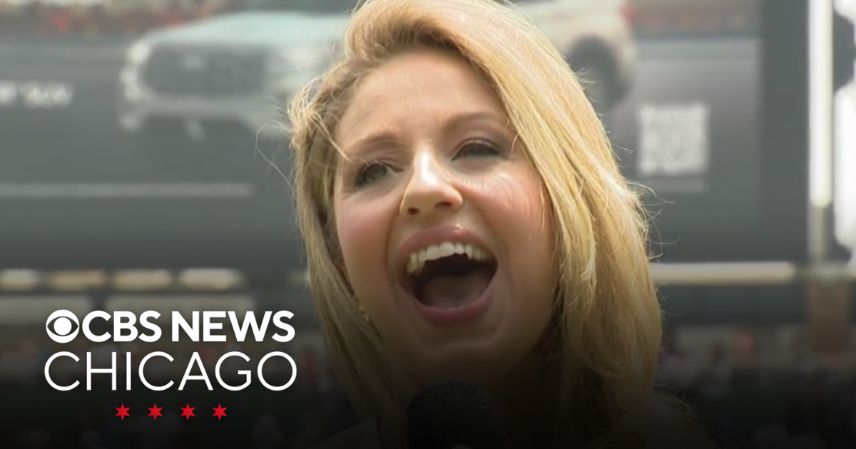 Jori Parys sings national anthem at White Sox game - CBS Chicago