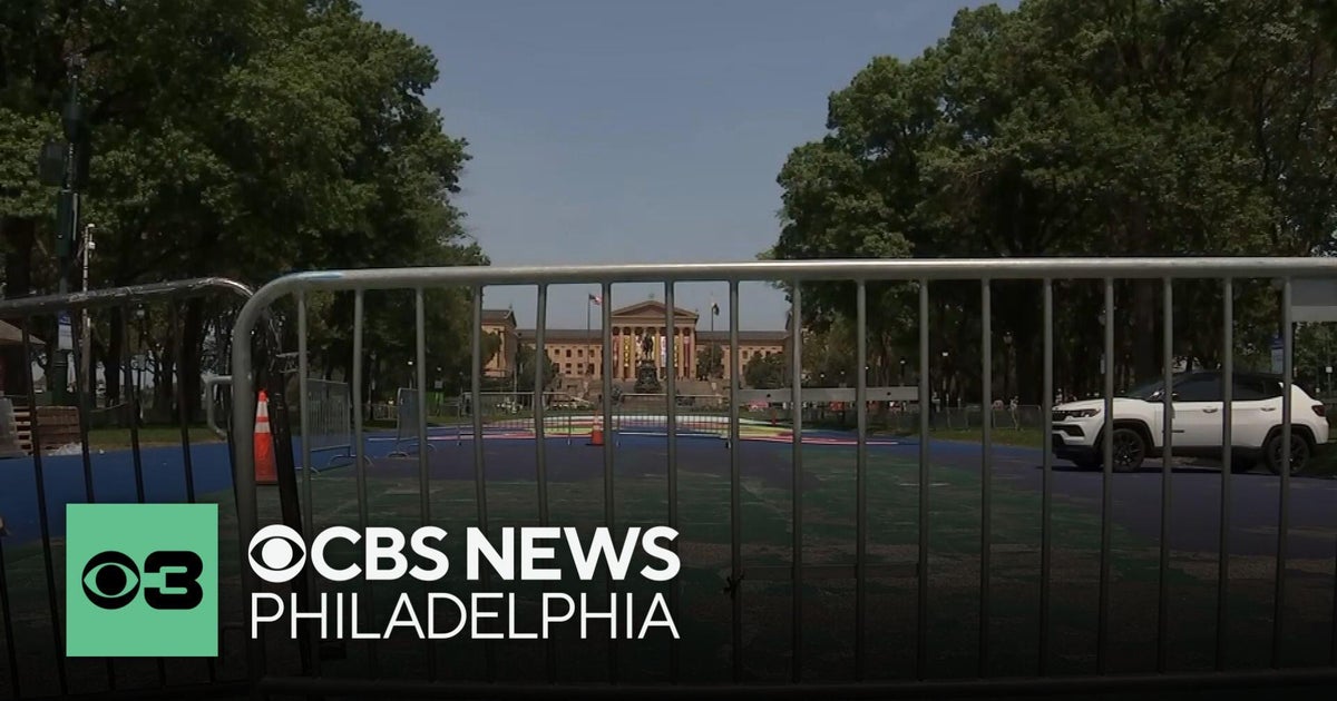 Before "No Kings" protest, barricades set, road closures planned around ...