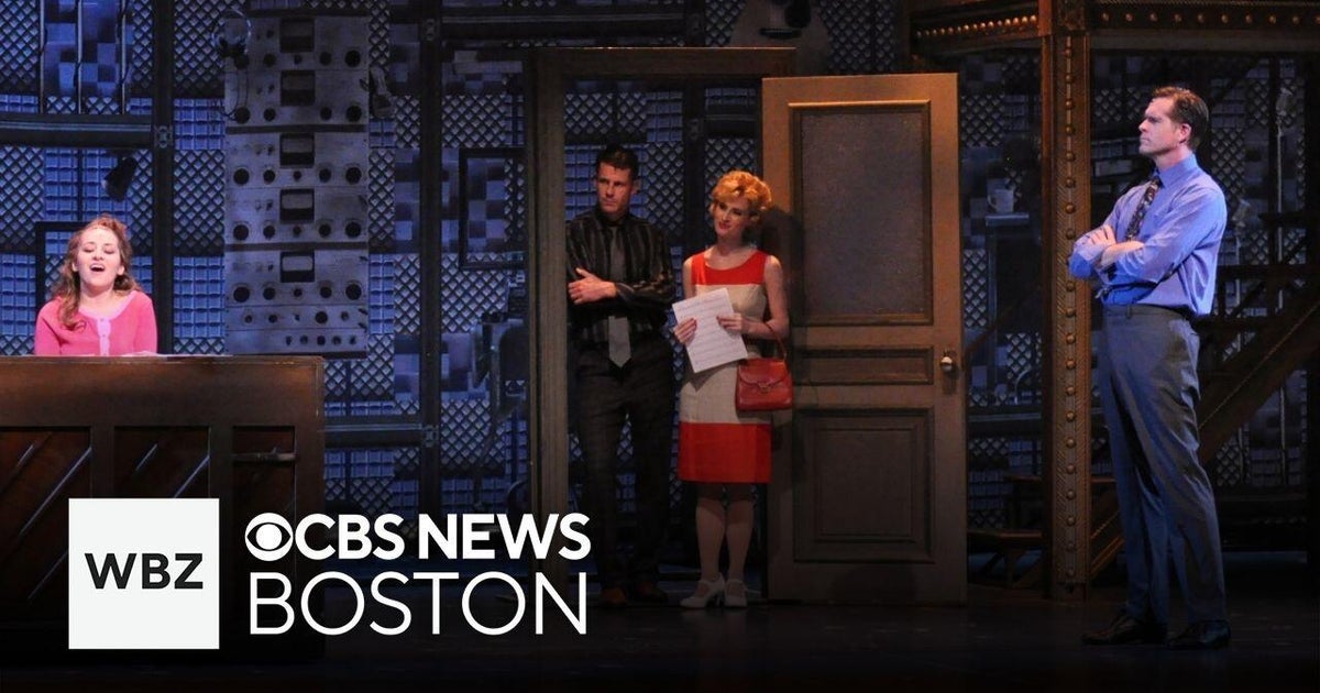 "Beautiful" showcases the talent of Carole King at Waltham's Reagle ...