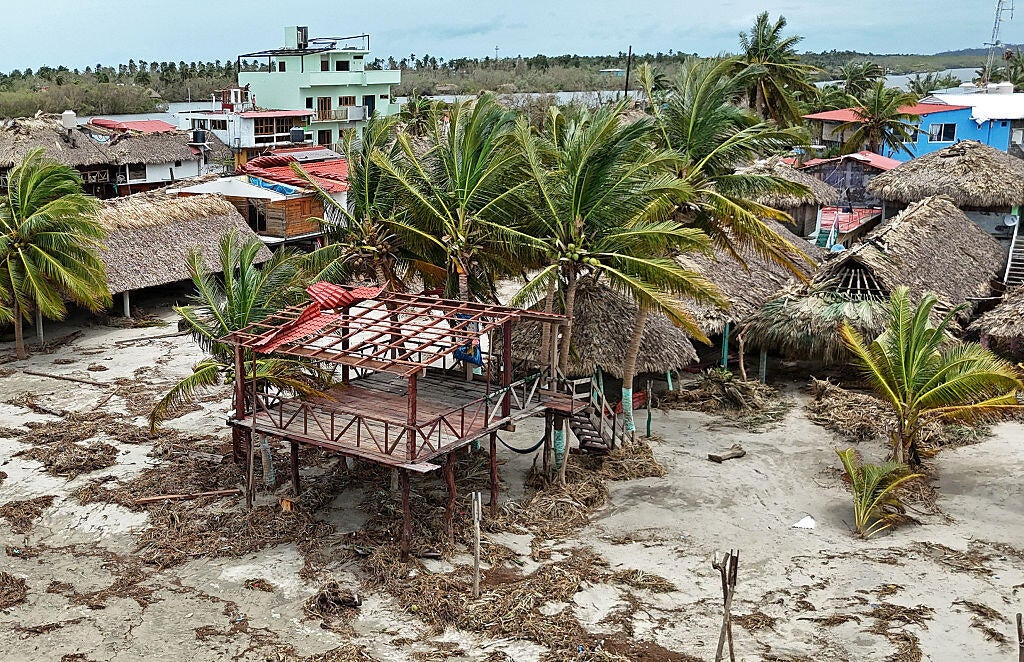 Mexico assessing damage from Hurricane Erick after storm killed 2 - CBS ...