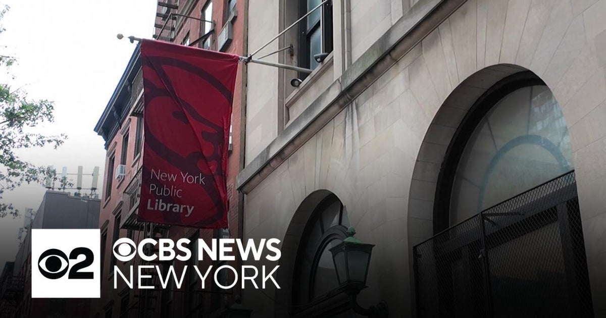 New NYC budget includes funds to expand library service - CBS New York