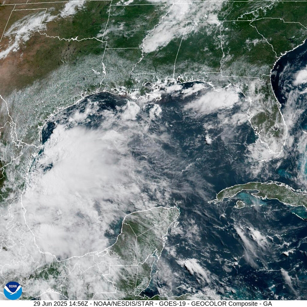 Flossie becomes hurricane off Mexico's west coast after Barry makes ...