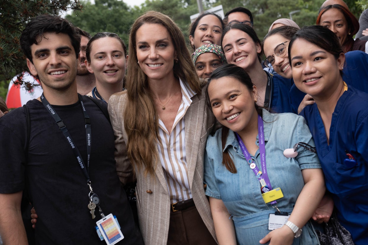 Princess Kate speaks of "roller coaster" cancer recovery - CBS News