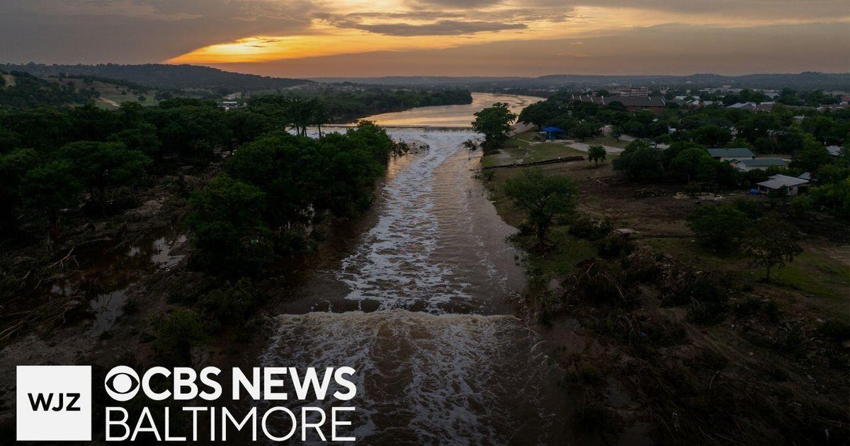 Catastrophic flooding in Texas leaves at least 89 dead, 40 missing ...