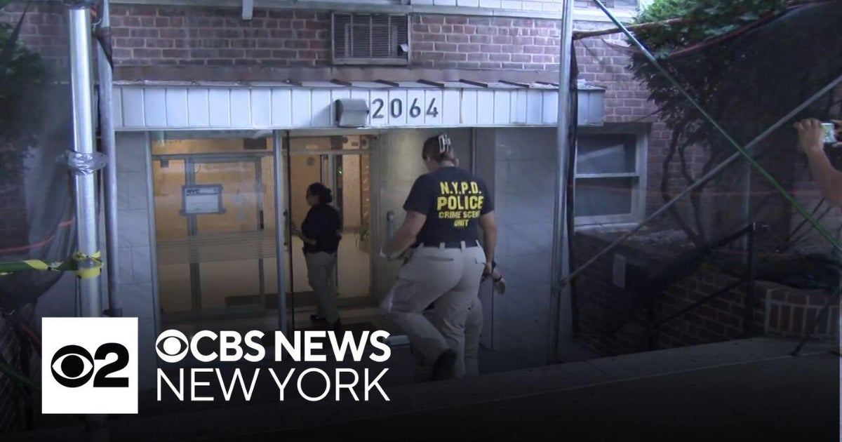 77-year-old Bronx woman's husband charged with her murder - CBS New York