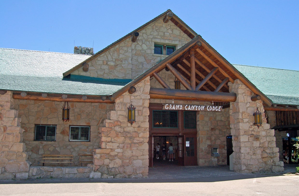 Historic Grand Canyon Lodge destroyed by wildfire on North Rim of ...