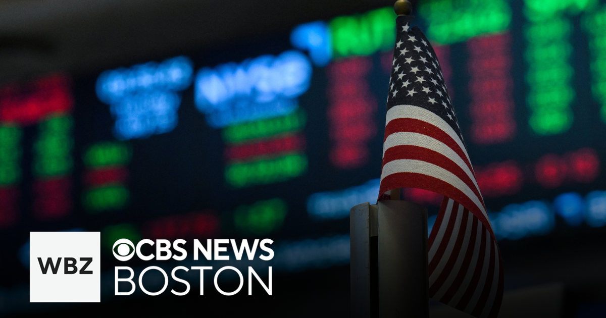The U.S. economy is holding up despite warning signs. Will it last ...