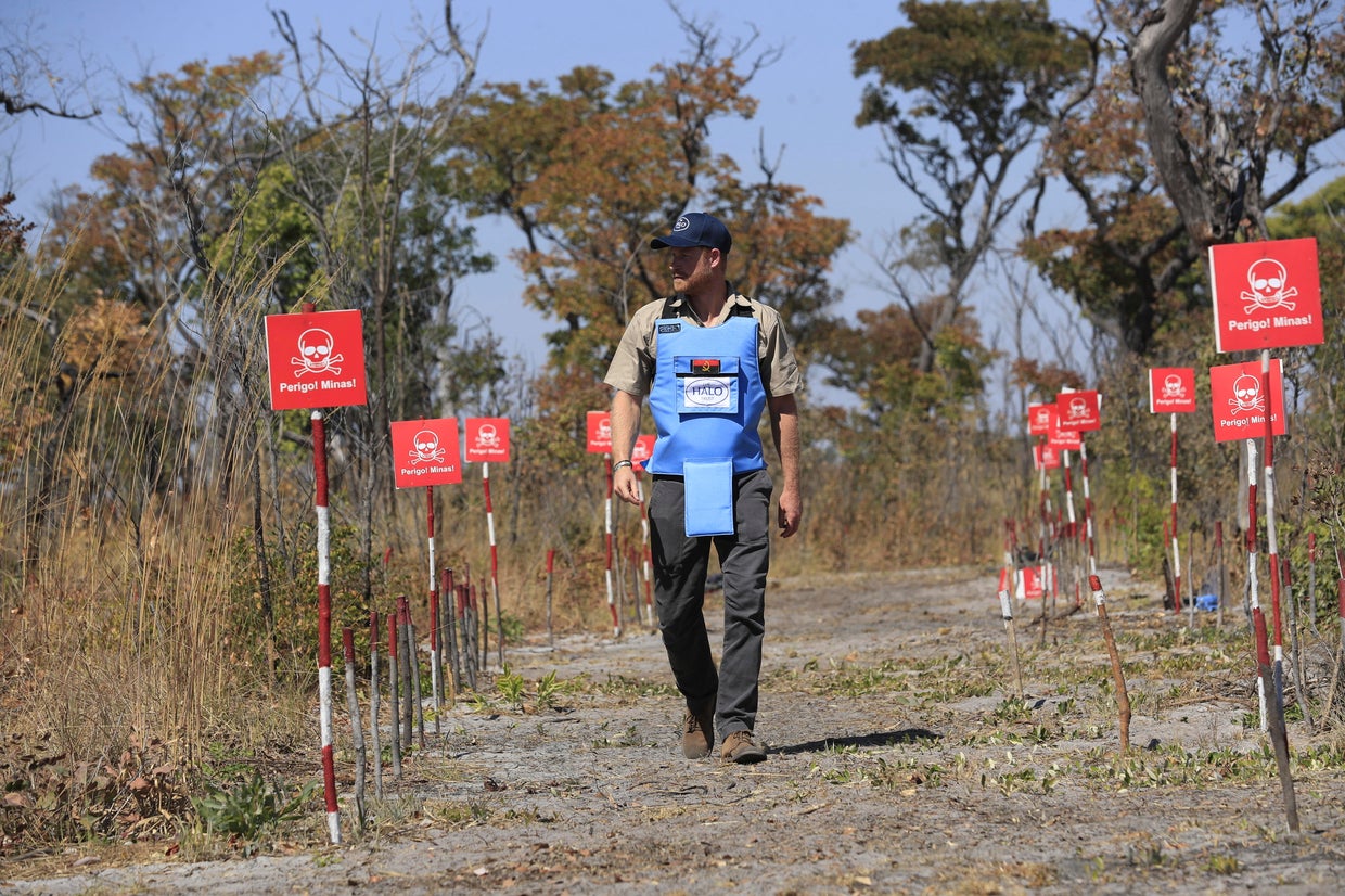 Prince Harry walks through minefield in Angola, continuing Diana's ...