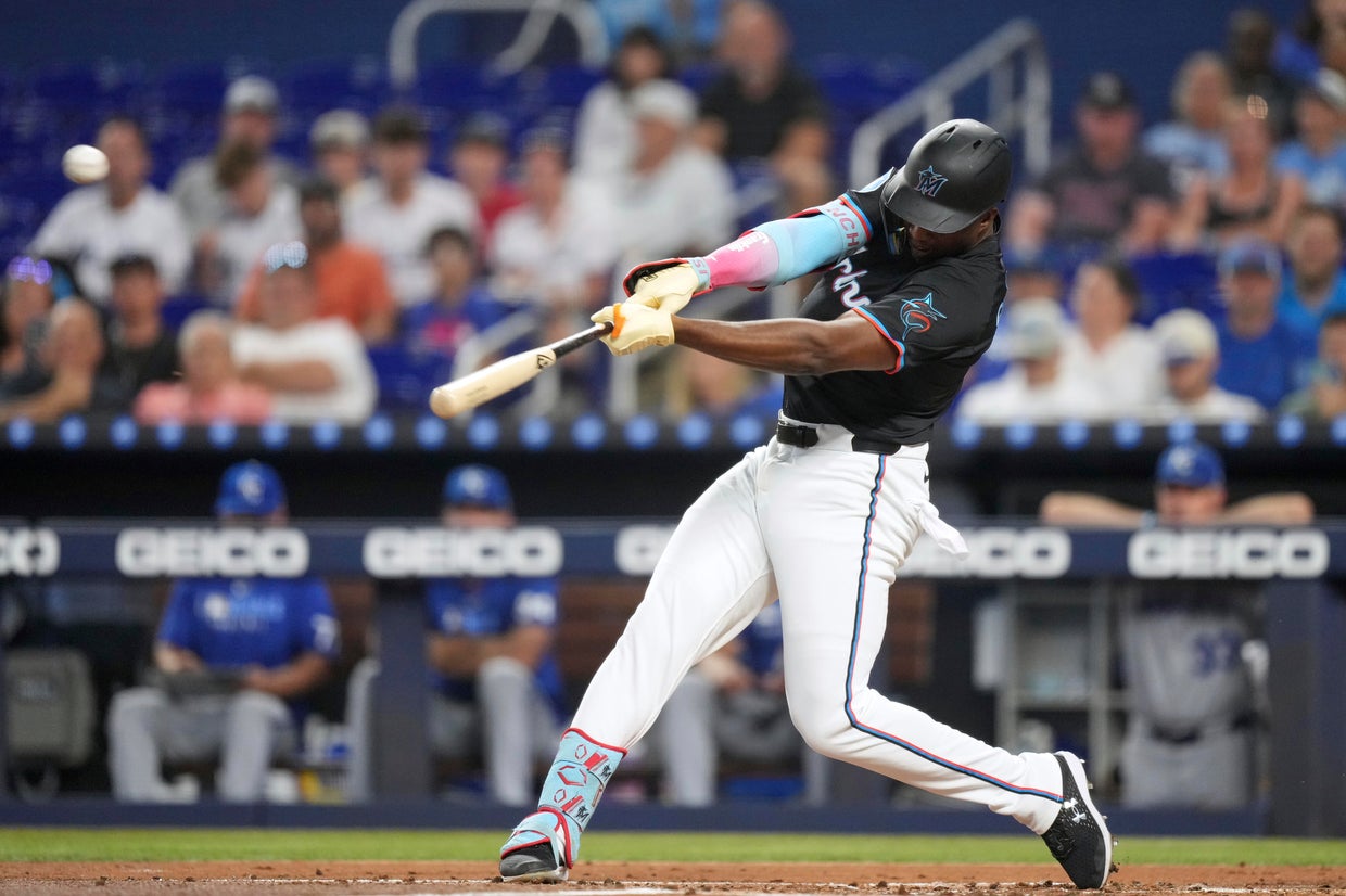 Kyle Stowers hits 2-run walk-off homer in 10th to give Miami Marlins 8 ...