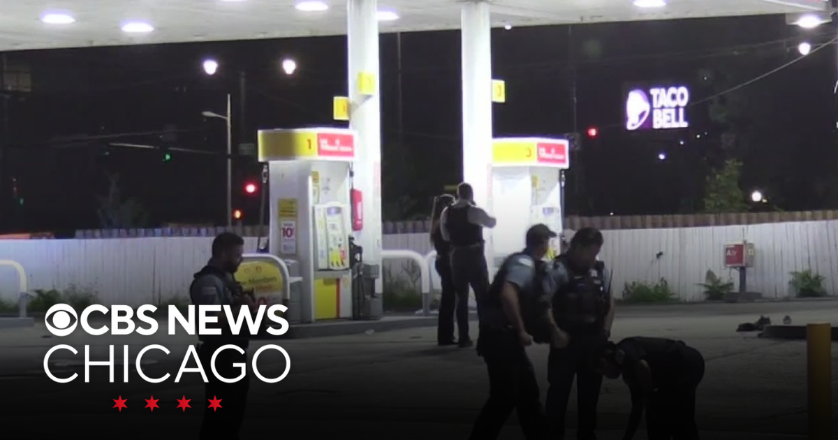 2 men injured in drive-by shooting outside gas station on Chicago's ...