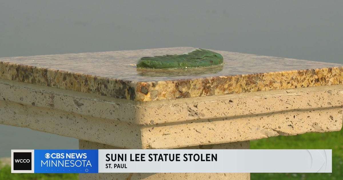 Suni Lee statue missing from St. Paul lake - CBS Minnesota