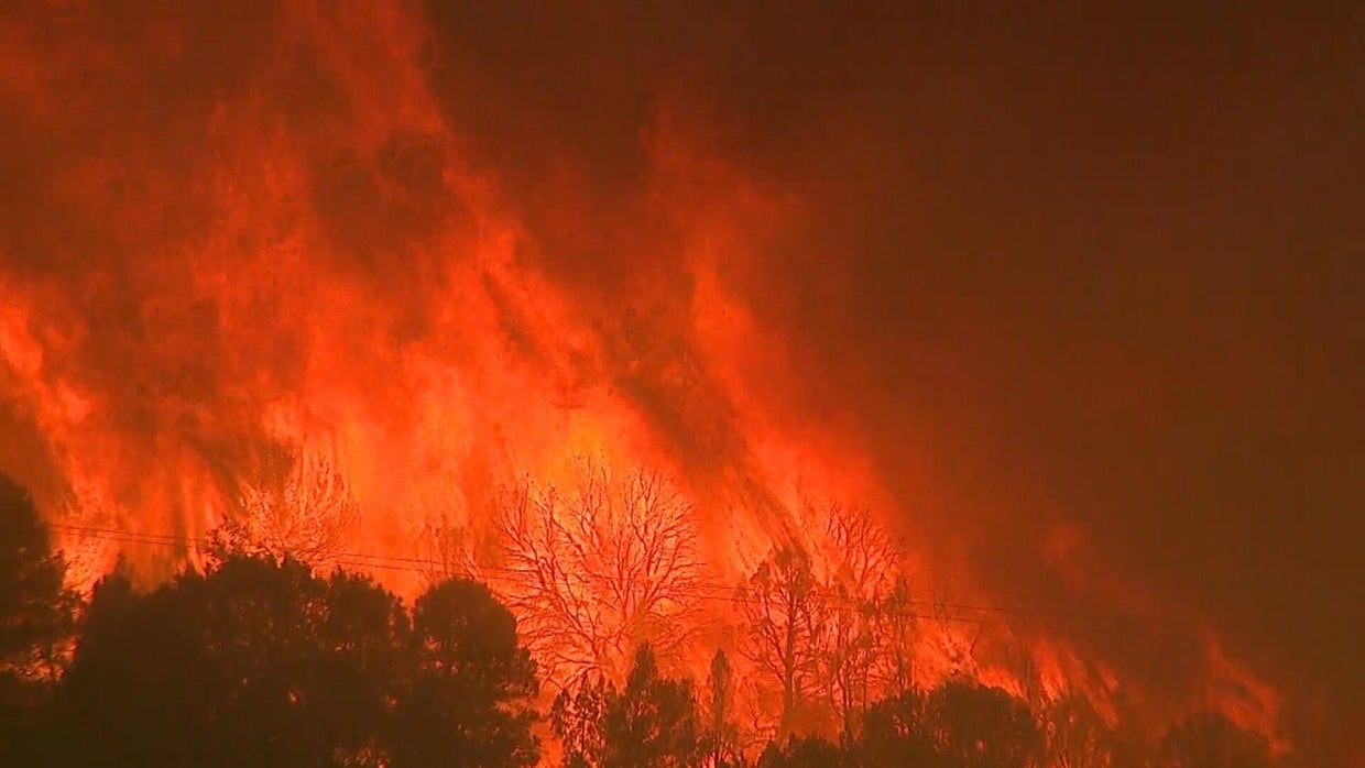 Colorado residents "nervous" as wildfire comes close to town of Meeker ...