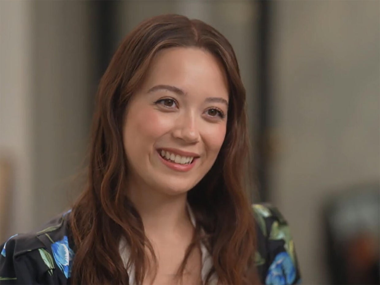 Laufey on creating her own sound - CBS News