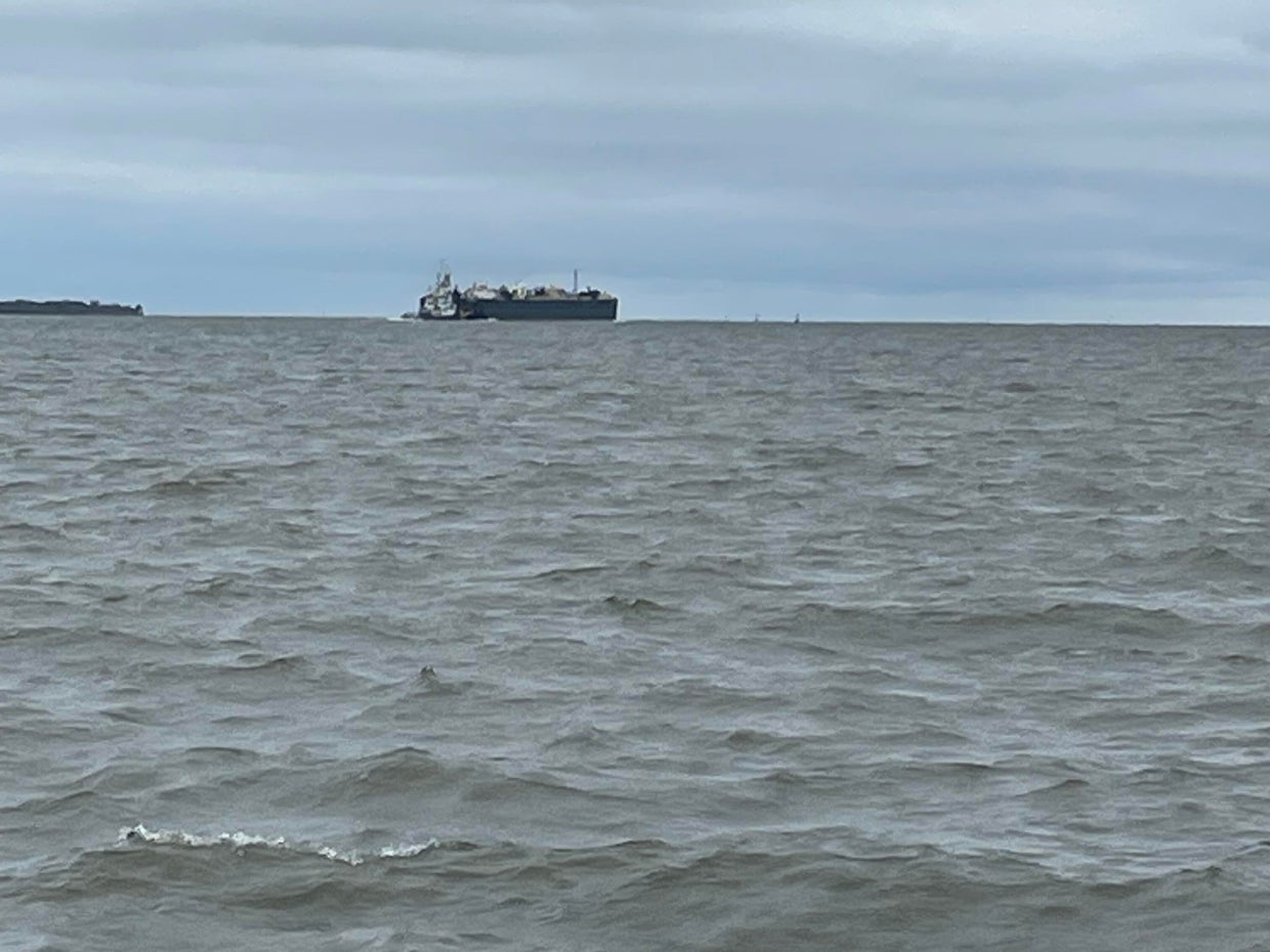 Video shows ship filled with coal explode near Baltimore's Key Bridge ...