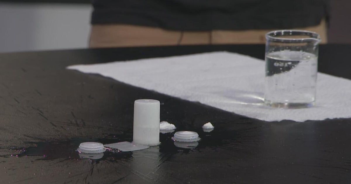 How to make an Alka-Seltzer rocket - CBS Detroit