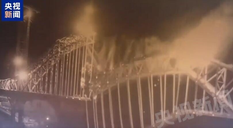 Bridge under construction in China collapses into Yellow River, killing at least 12 people ...