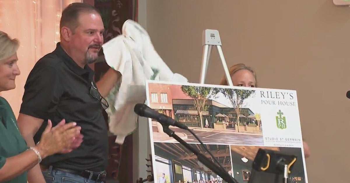 Fundraiser to help Riley's Pour House rebuild held at the Priory - CBS ...