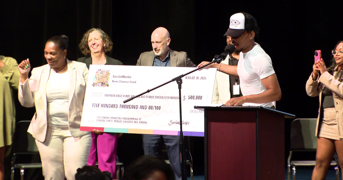 Chance the Rapper gives $100,000 grants to Simeon Career Academy, 4 ...