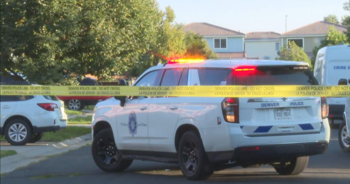 Denver police search for suspect in deadly shooting - CBS Colorado