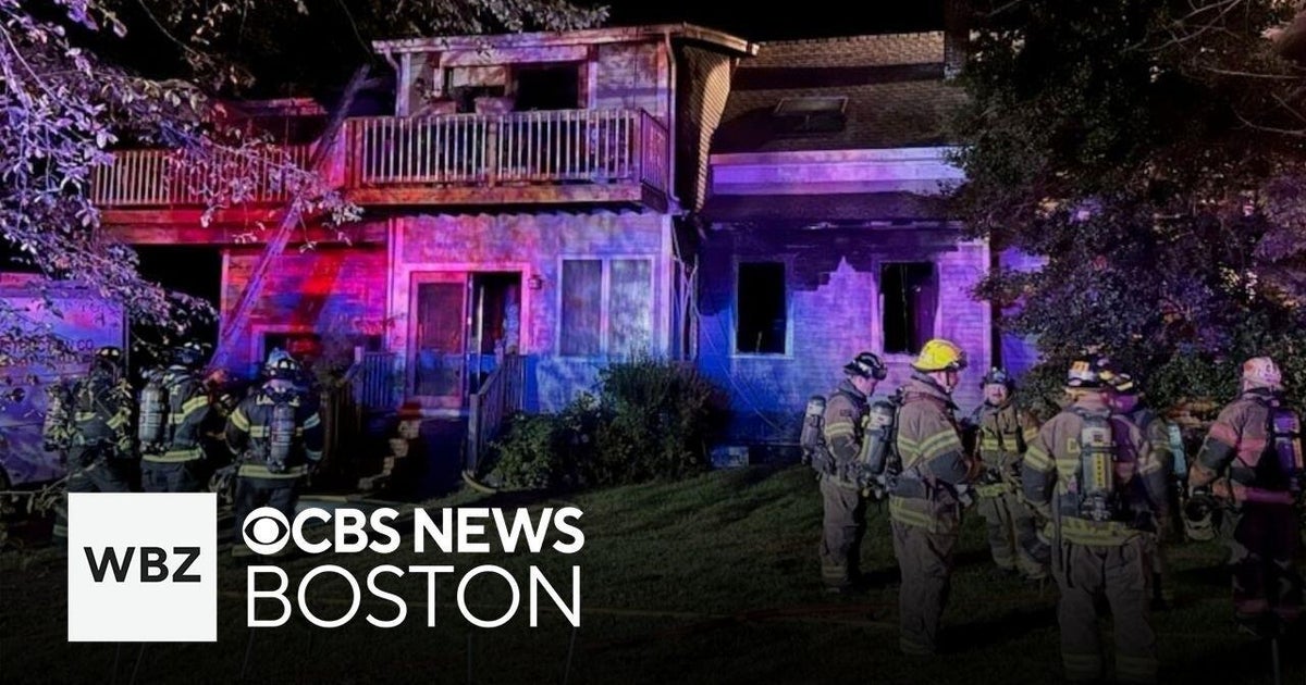 Massachusetts house fire kills 91-year-old woman - CBS Boston