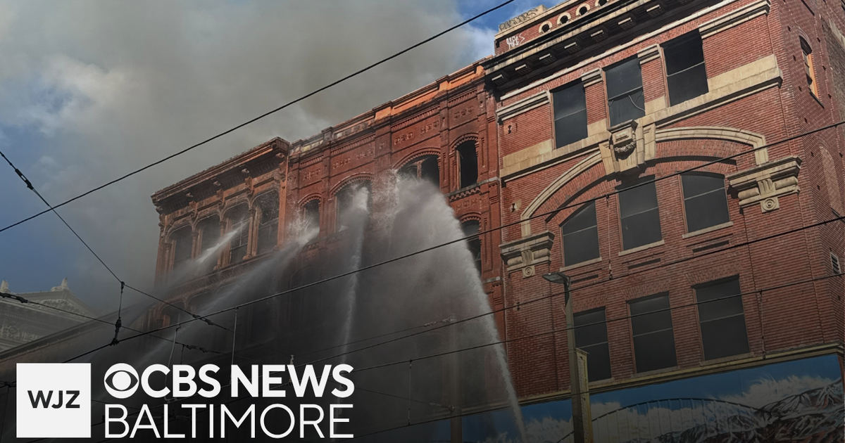 Massive fire reported in downtown Baltimore building - CBS Baltimore