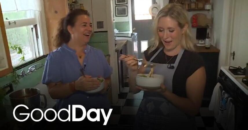 Molly is Making the Perfect Pizza with a Pro Chef! | Like a Chef - Good ...