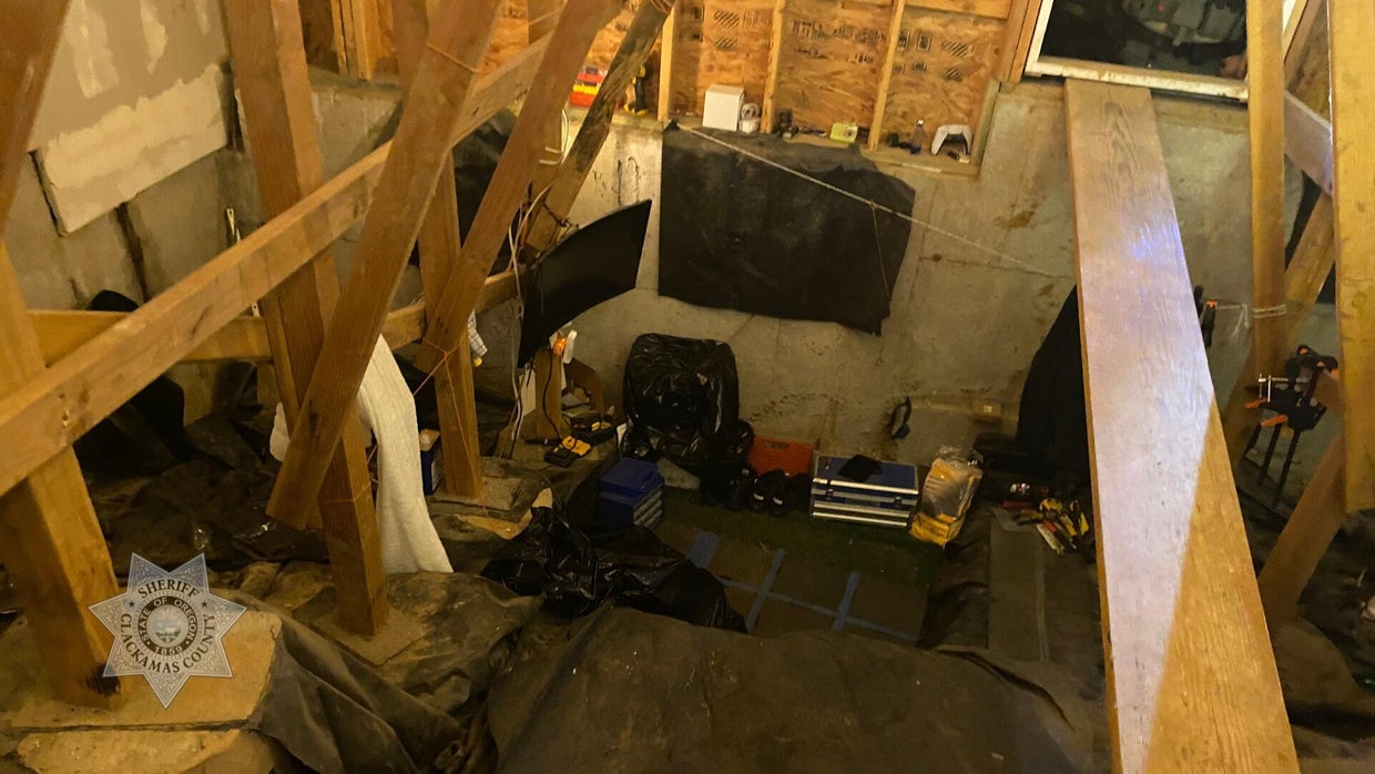 Man found living in decked-out crawl space of Oregon condo without owner's knowledge, deputies ...