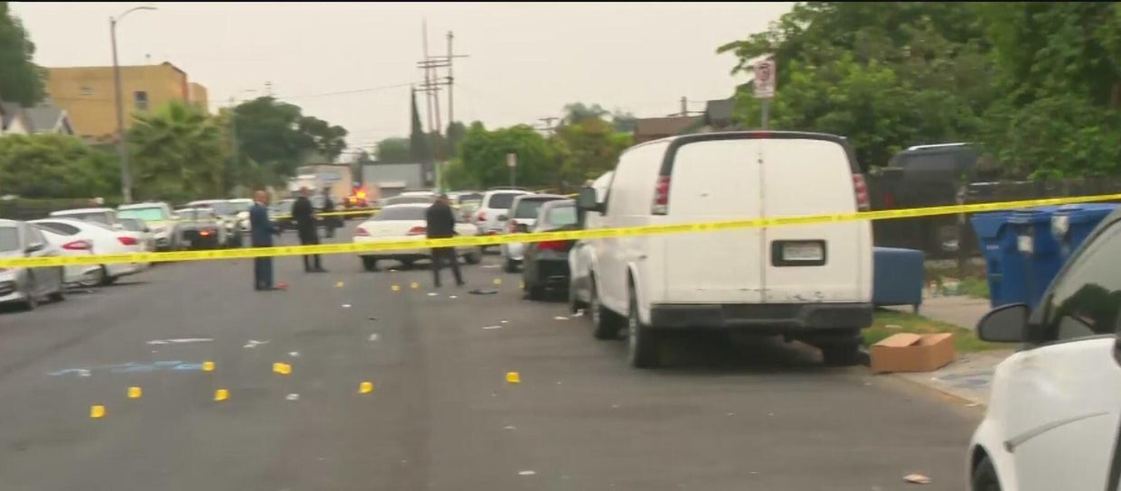 Police investigate South Los Angeles "shoot-out style" death - CBS Los ...