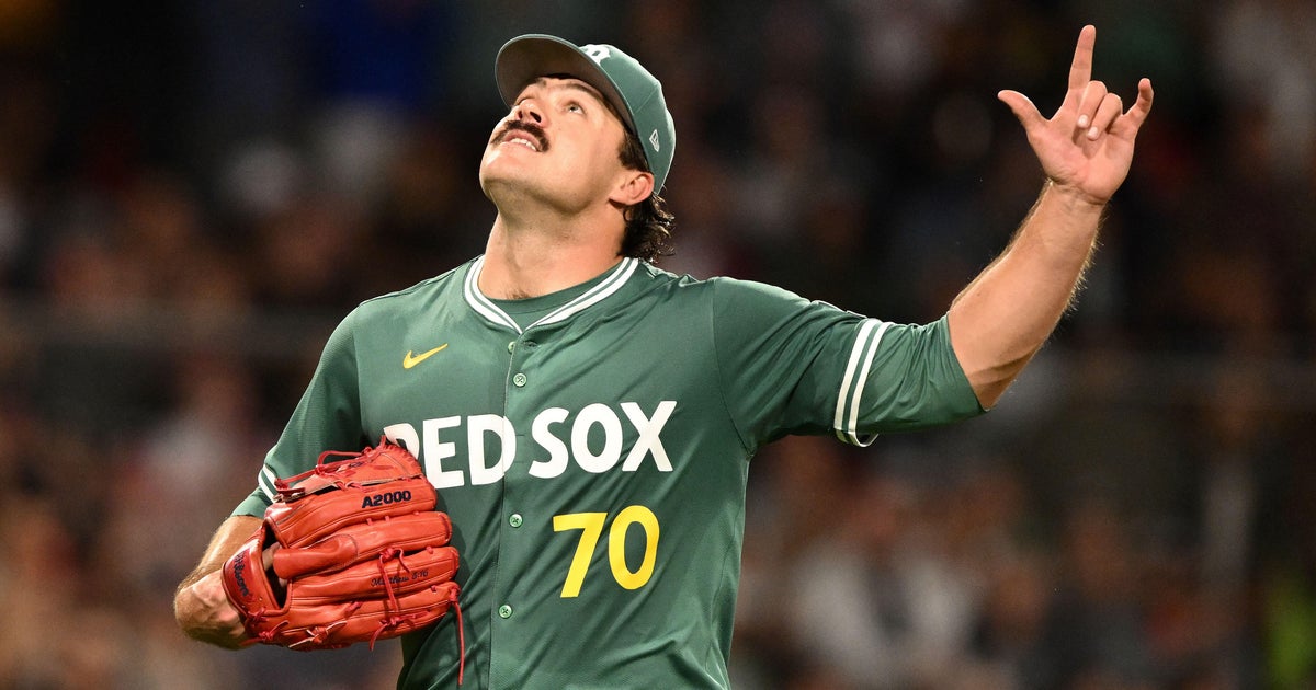 Payton Tolle will always draw inspiration from his late mother - CBS Boston