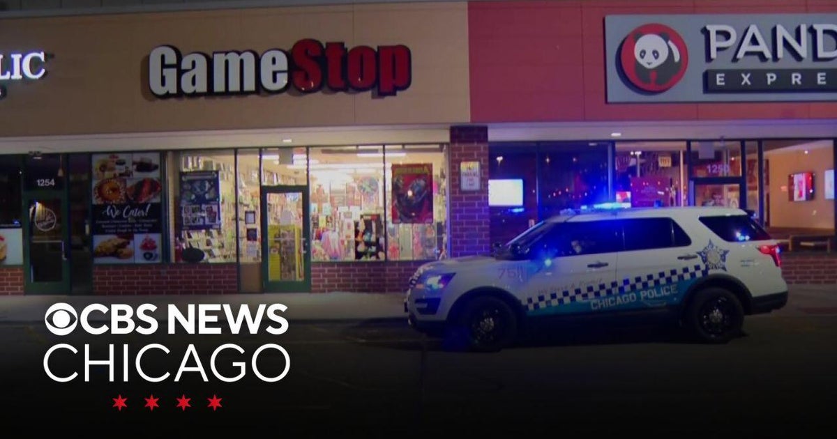 Chicago police investigate string of GameStop burglaries - CBS Chicago